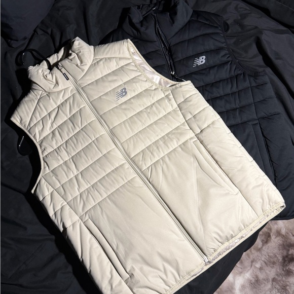 New Balance | Jackets & Coats | New Balance Quilted Vests In Cream And ...